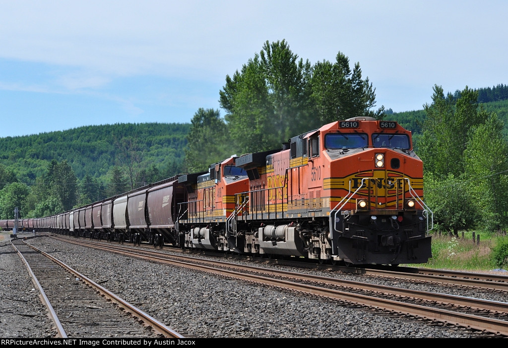 BNSF 5610